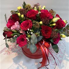 Hat box HT04 Betty Blackheath Flowers Florist Rowley Regis